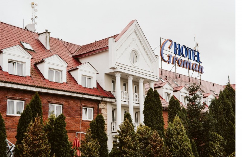 Hotel trzygwiazdkowy Warszawa lotnisko - Falenty, Janki, Sękocin